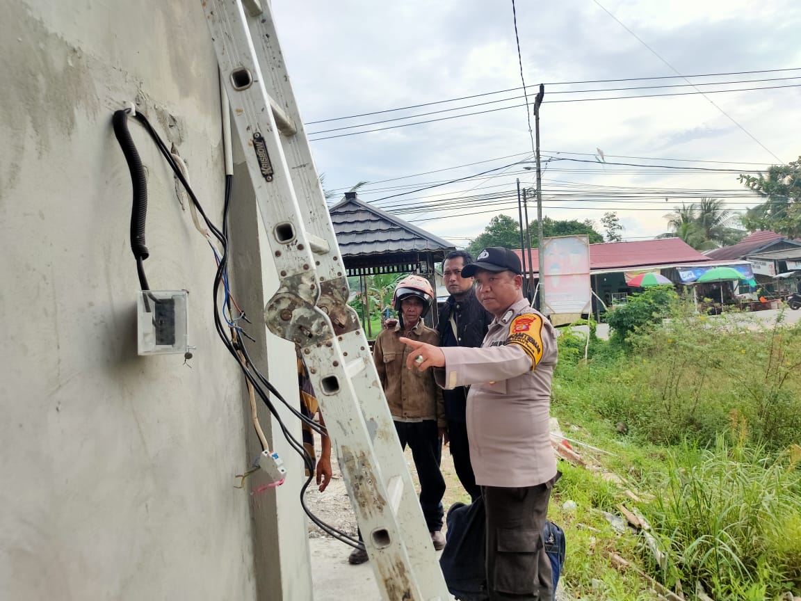 Polisi Amankan Pria Paruh Baya di Teritip, Balikpapan, Diduga Memotong Meteran Listrik Warga