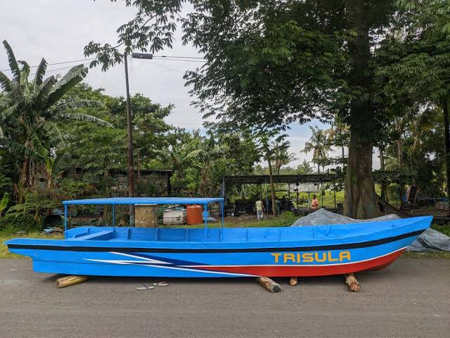 Inovasi Perahu Fiber: Transformasi Nelayan di Kutai Kartanegara