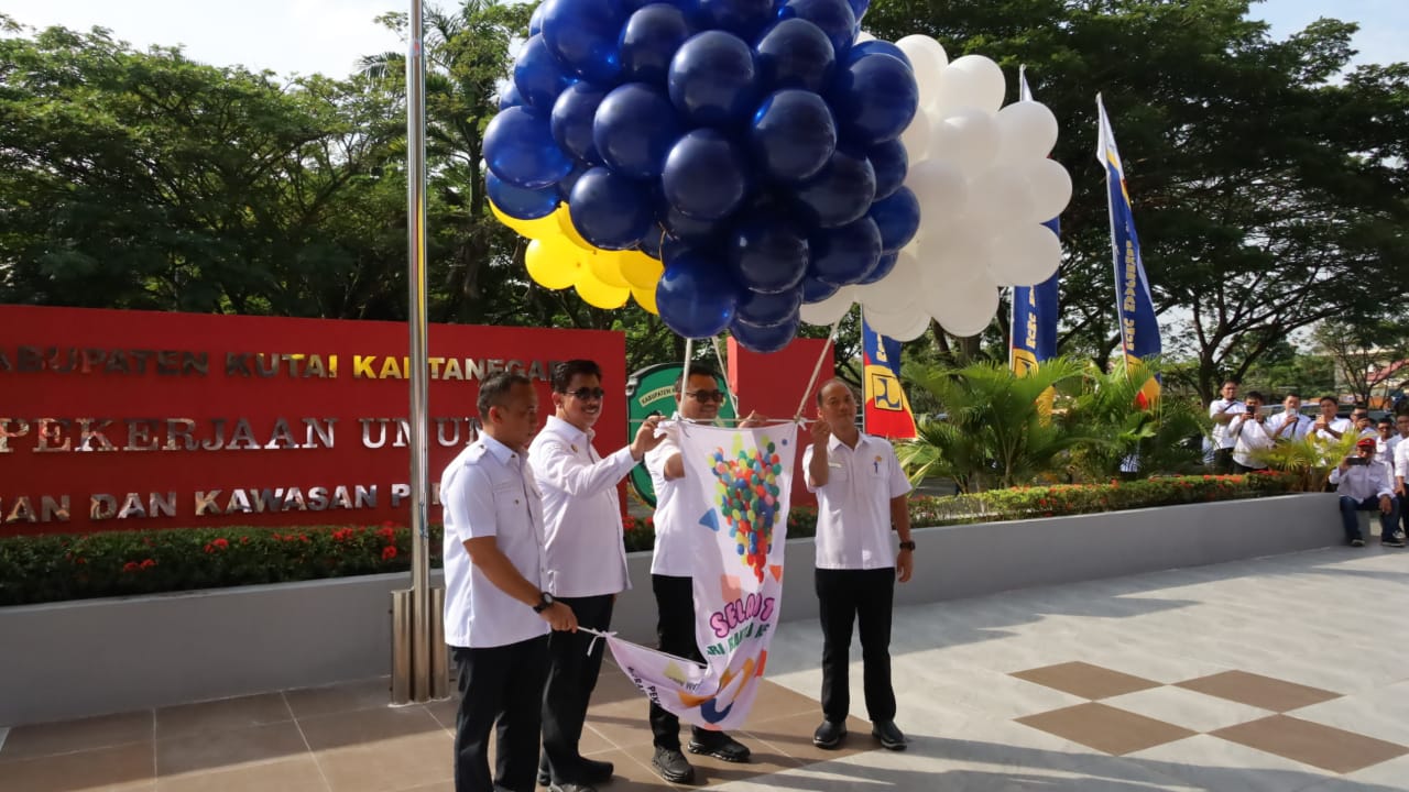 Bupati Kukar Aulia Rahman Sampaikan Amanat Menteri PU di Peringatan ...